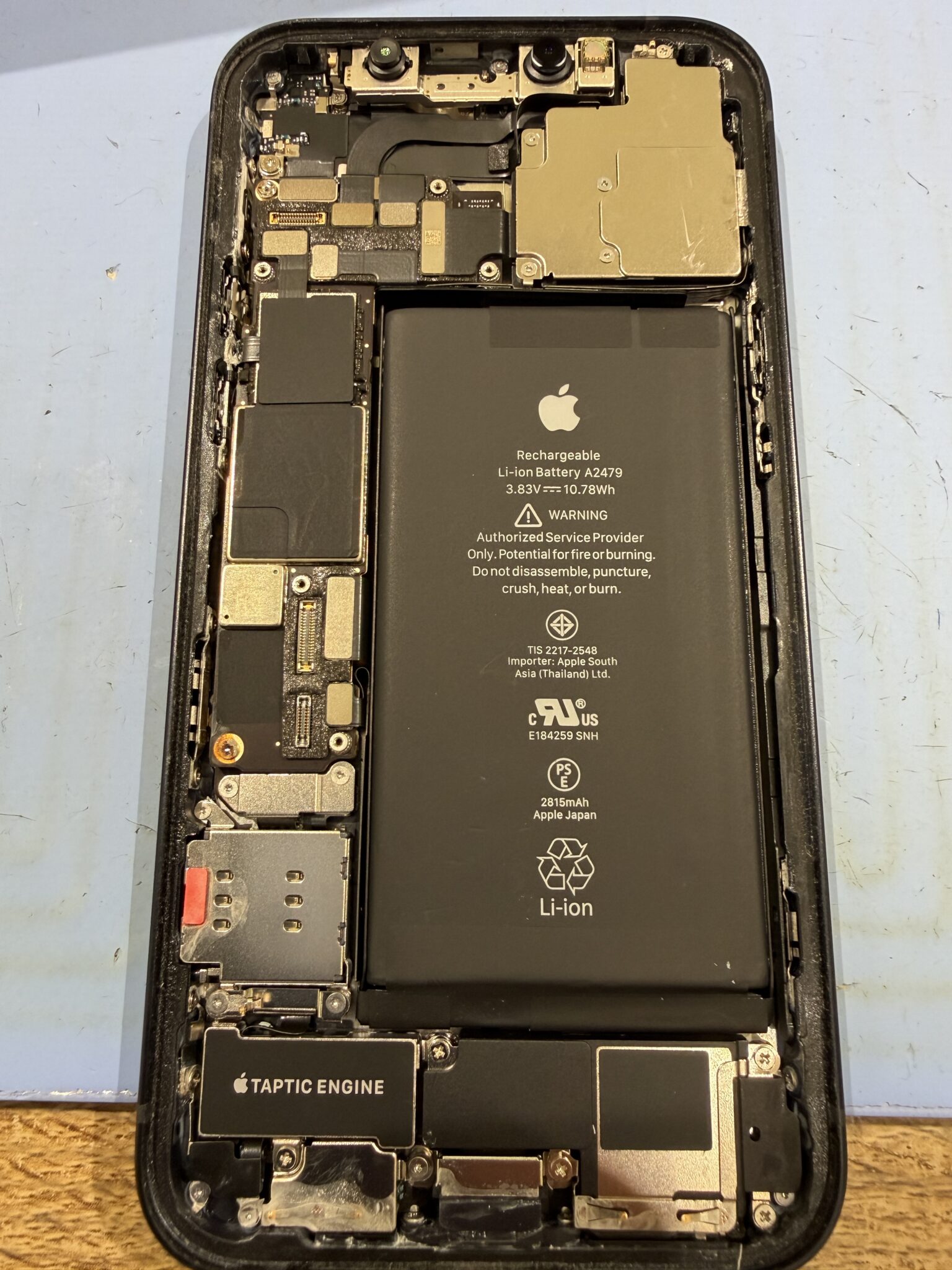 iPhoneの水没マークとは？液体浸入インジケーターの意味と確認方法まとめ